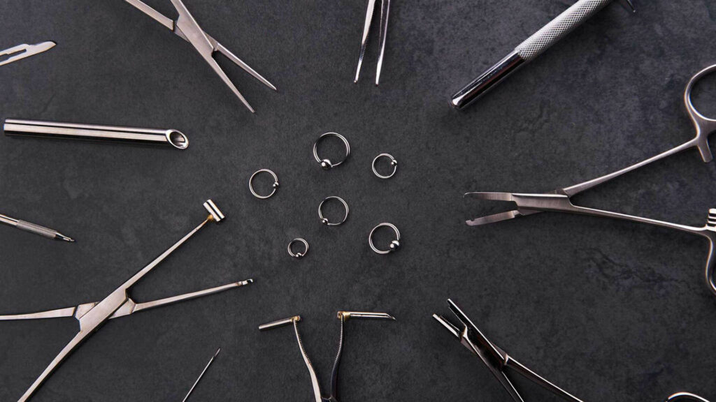 Corso Piercing FreeHand - Liber.Arte Academy